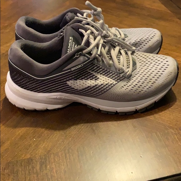 Brooks | Shoes | Brooks Launch 5 | Poshmark